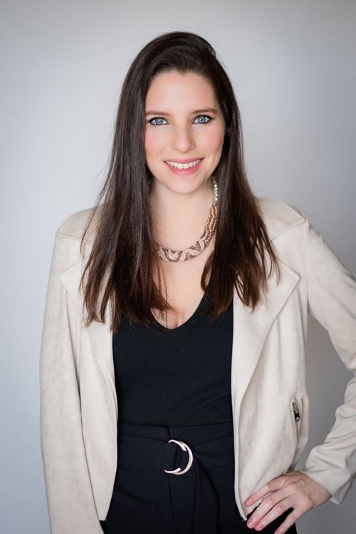 נטי דנור | GroupHug